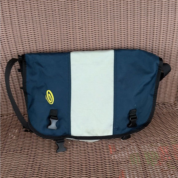 Timbuk2 | Bags | Timbuk2 Messenger Bag Standard Size | Poshmark